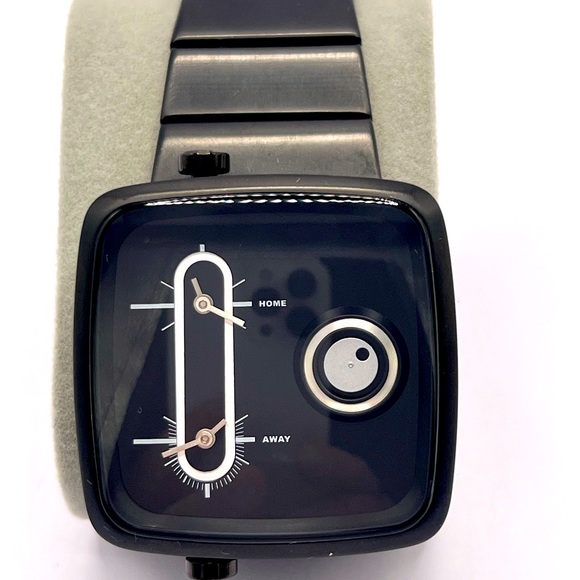 TOCS | Accessories | Used Mens Watch | Poshmark